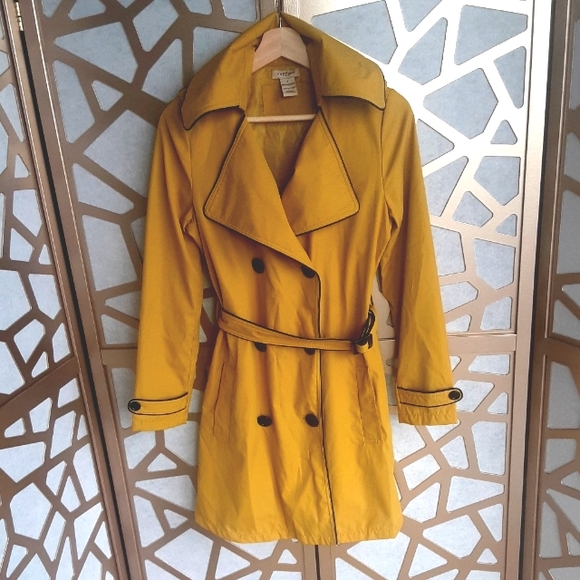 Vertigo Paris | Jackets & Coats | Nwot Vertigo Paris Rain Trench Coat ...